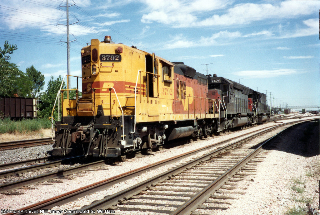 SP GP9R 3792